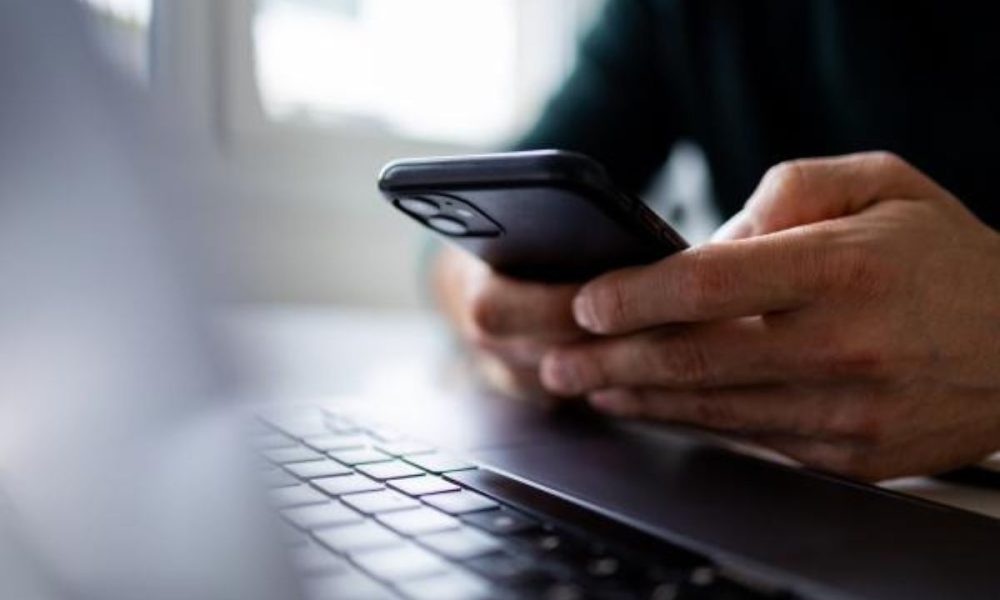 New EU labels to help consumers choose more repairable electronics - EU ...